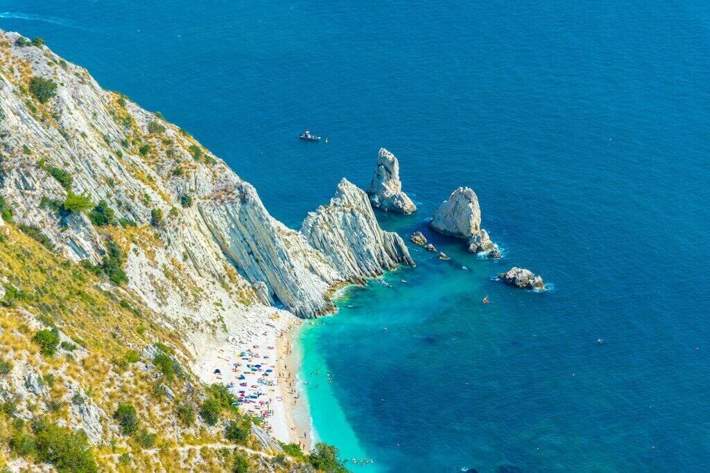 25 Best Hidden Gems In Italy