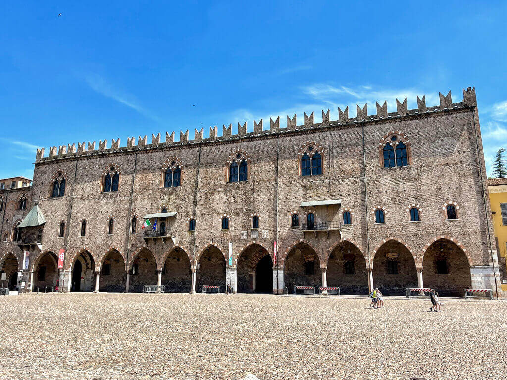 9 Best Things To Do In Mantua, Italy