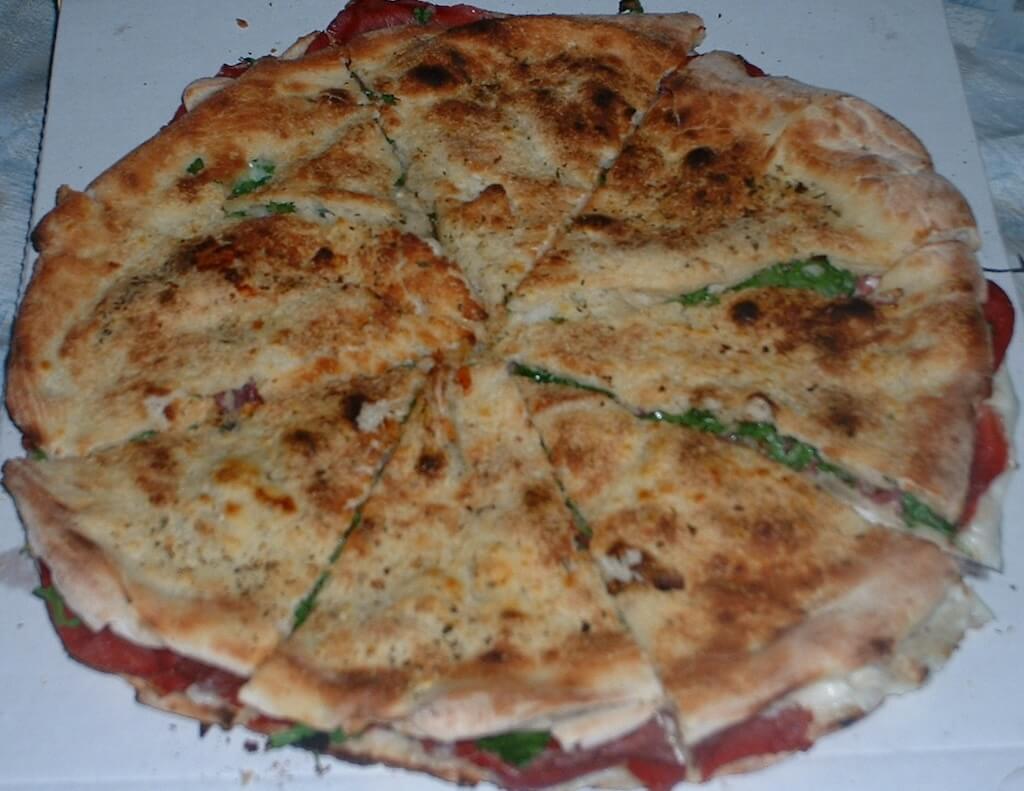 What's Pizza In Italy Like? A Local Explains The Best Kinds